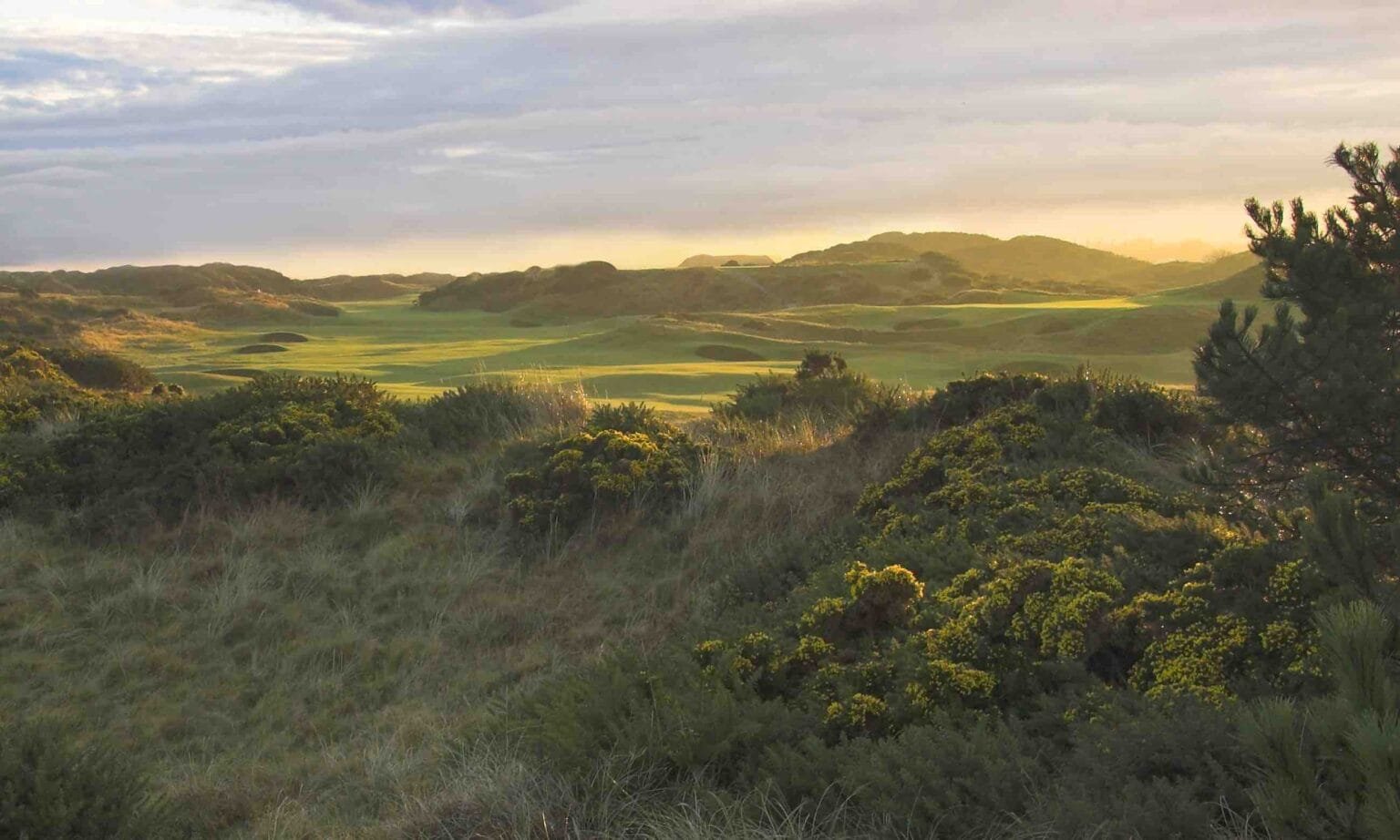 Royal Troon Golf Club Review - Fairways Scotland